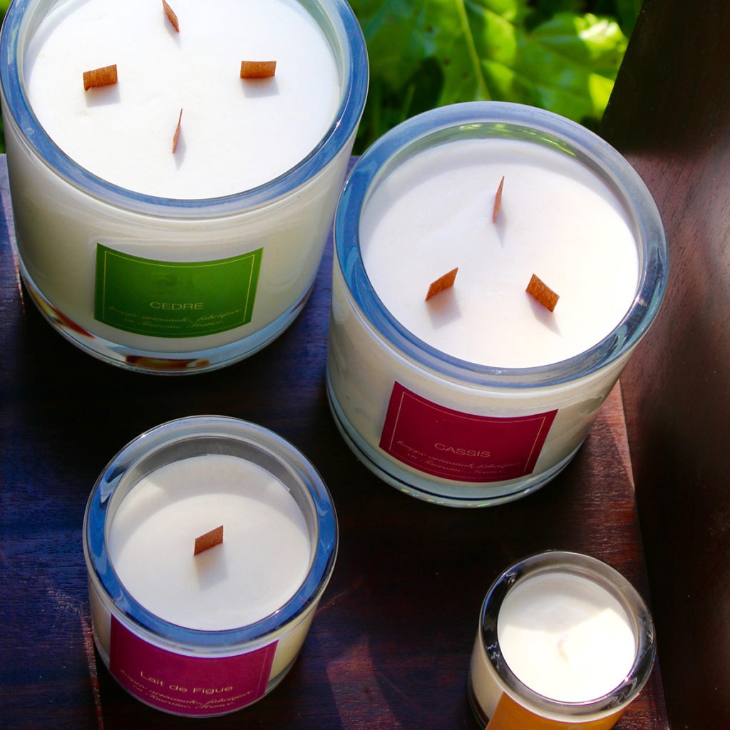 Bougies parfumées en verre transparent épais et mèche en bois ...